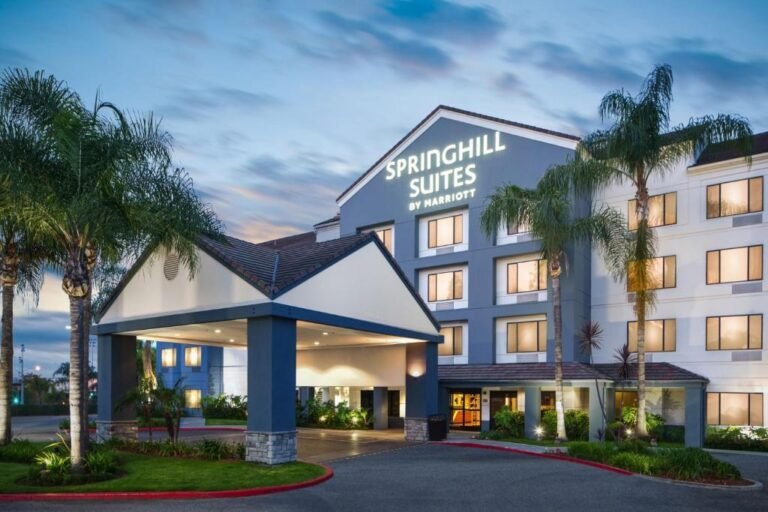 Garnet Hotels: Exemplary Hospitality Management Excellence